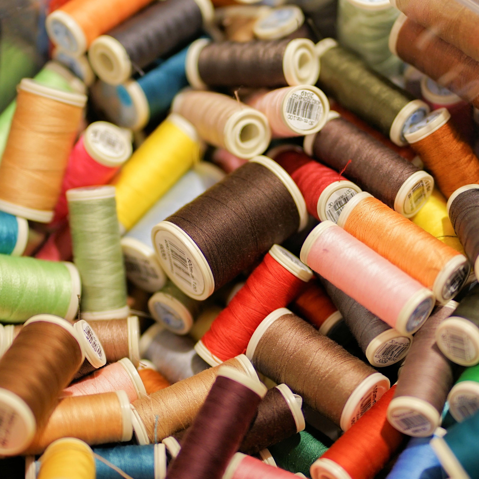 In Stitches, Stroud - Yarn, Fabric, Haberdashery, Classes, Sewing Mach ...